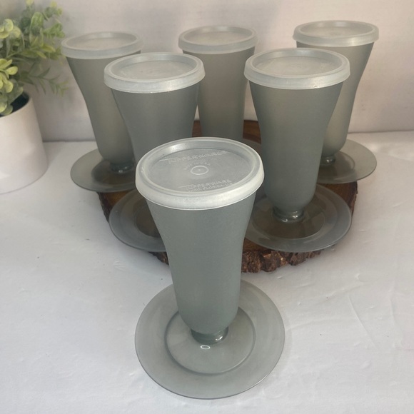 Tupperware | Dining | Vtg 6 Tupperware Tall Pudding Parfait Sundae ...